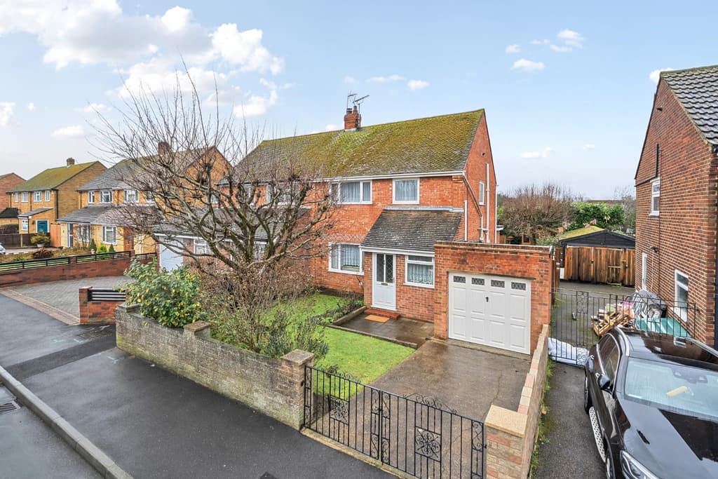 Properties for sale in Aylesford | Simon Miller & Company